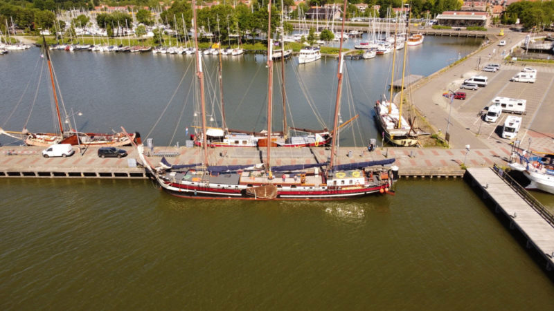 Home - Deutsch - Nil Desperandum